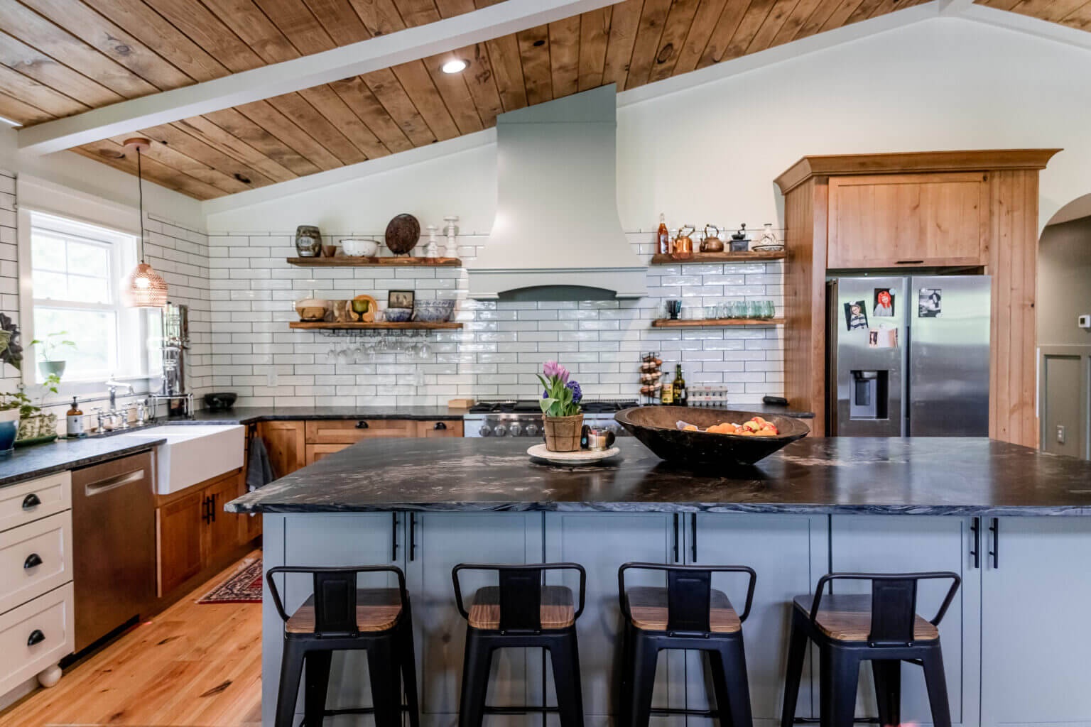 Kitchen Countertops: A Jaw-Dropping Design - Absolute Stone Design