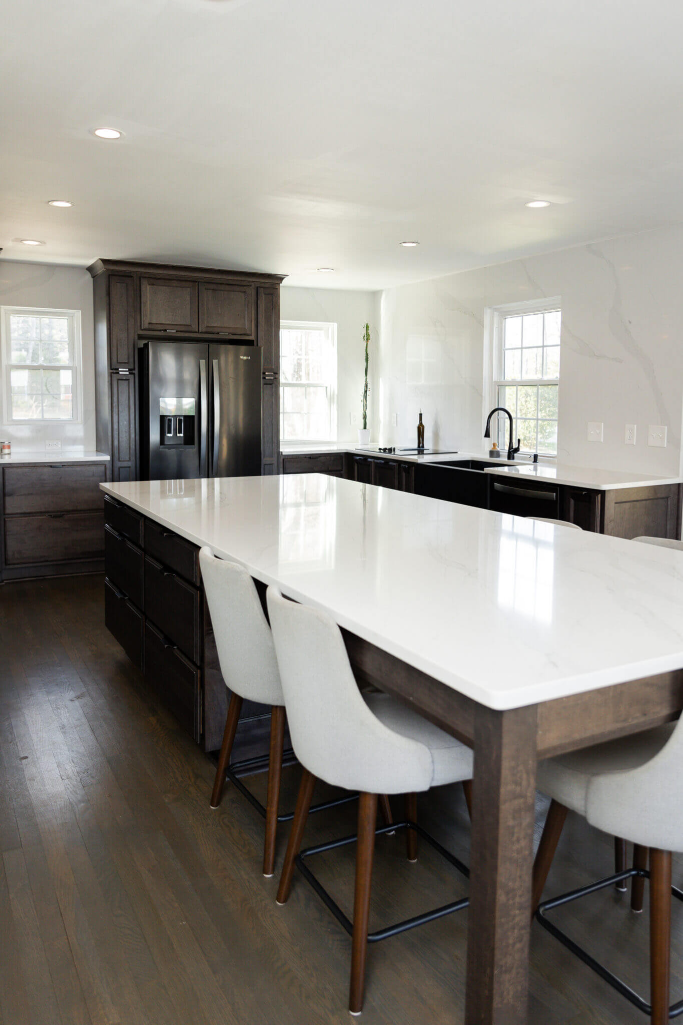 Full Height Backsplash: The Ultimate Kitchen Statement Piece - Absolute ...